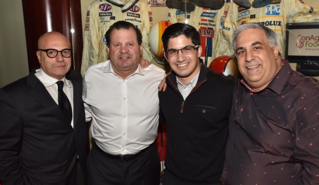 Greco & Sons spreads a little holiday cheer | Fra Noi