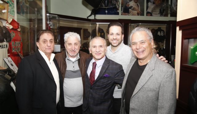 Greco & Sons spreads a little holiday cheer | Fra Noi